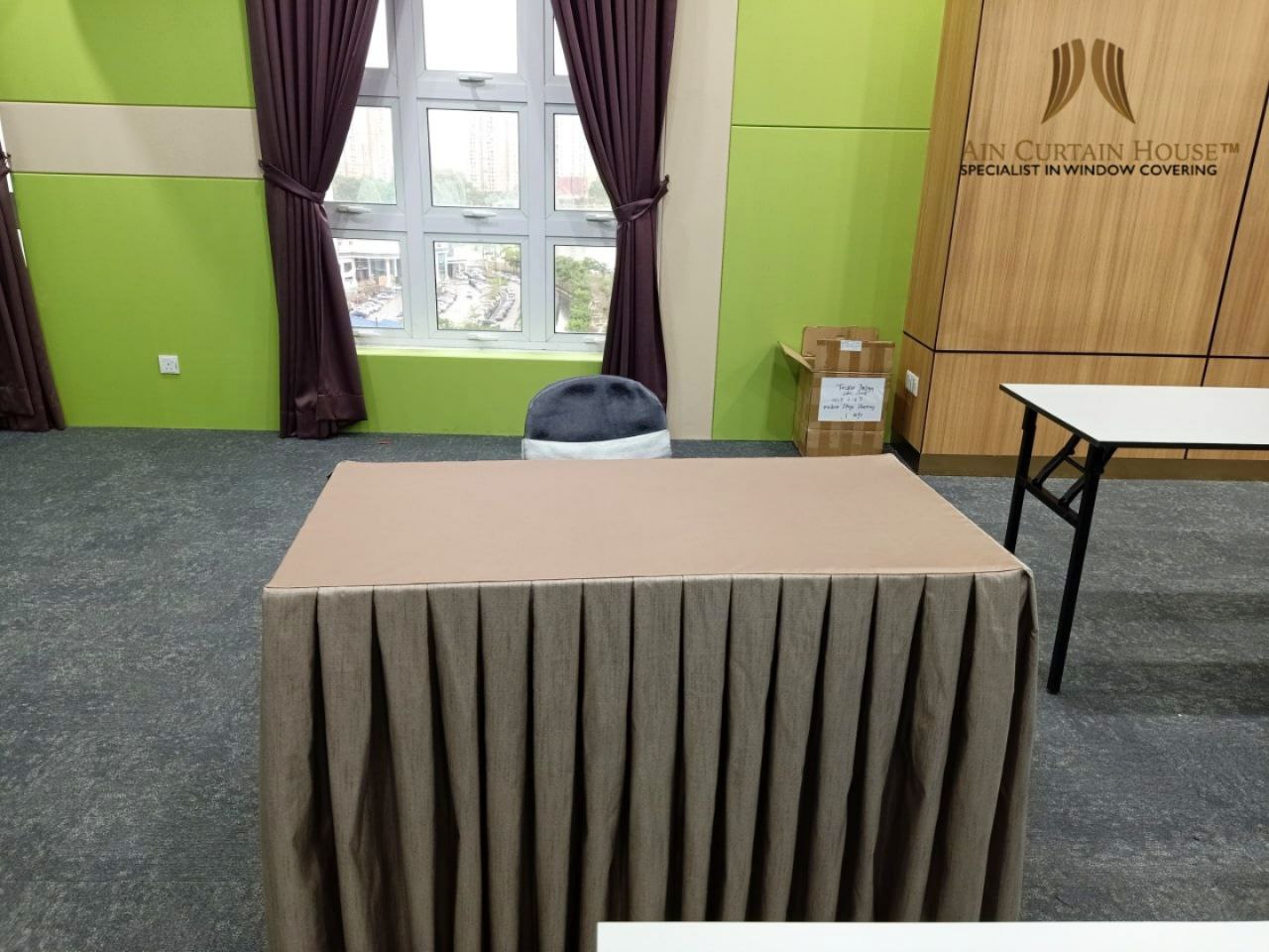 Alas & Sarung Meja - Aincurtain